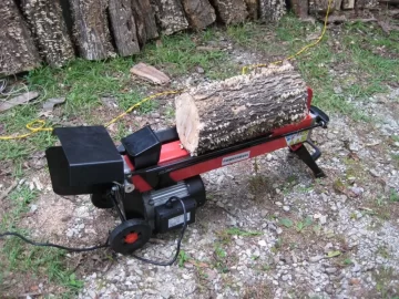 New Powerhouse 7 Ton Electric Log Splitter Arrived Yesterday! | Hearth ...